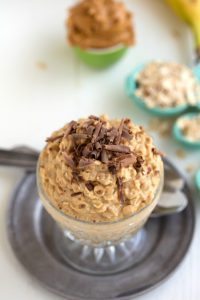 Chocolate-Covered Almond Overnight Oats | Chelsea's Messy Apron