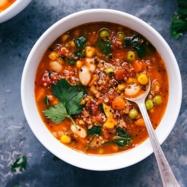 Healthy Minestrone Soup - Chelsea's Messy Apron