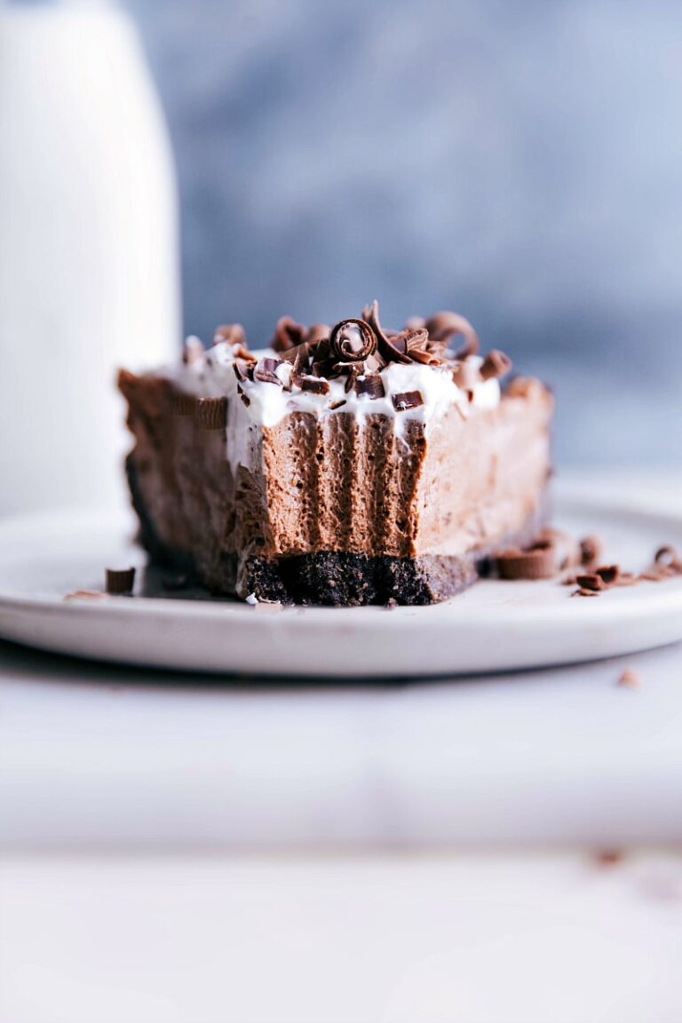 Nutella Pie {with an Oreo Crust!} - Chelsea's Messy Apron