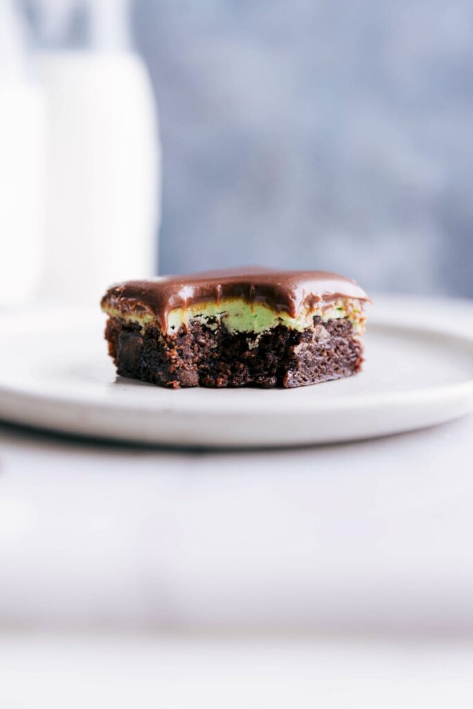 Mint Brownies {With Chocolate Ganache Topping} - Chelsea's Messy Apron