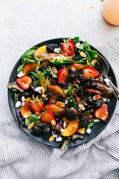 Strawberry Balsamic Vinaigrette | Chelsea's Messy Apron