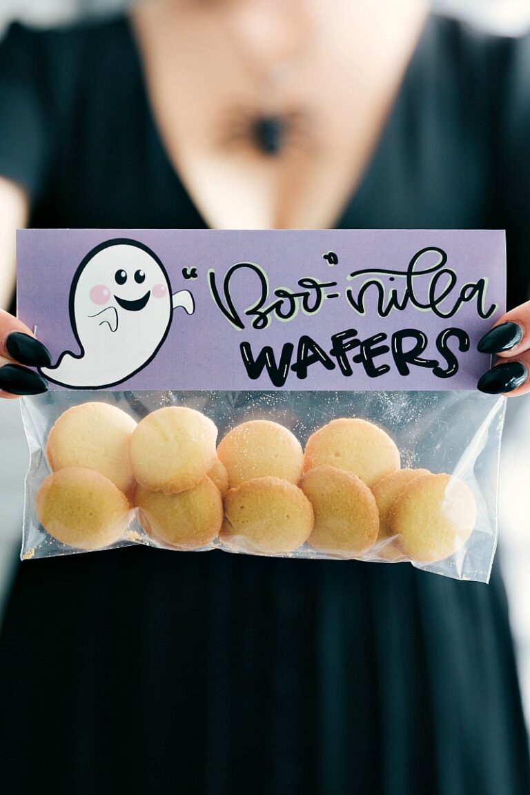 Free Halloween Treat Bag Toppers - Chelsea's Messy Apron