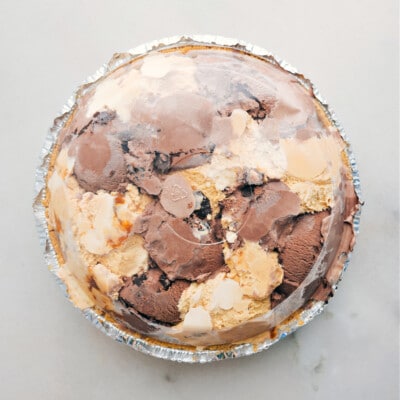 Ice Cream Pie {3-Ingredients!} - Chelsea's Messy Apron