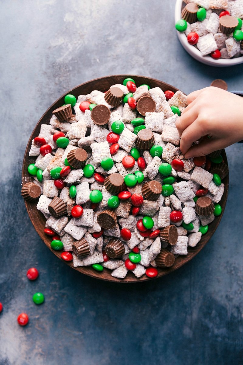 Reindeer Chow Holiday Muddy Buddies Chelsea s Messy Apron