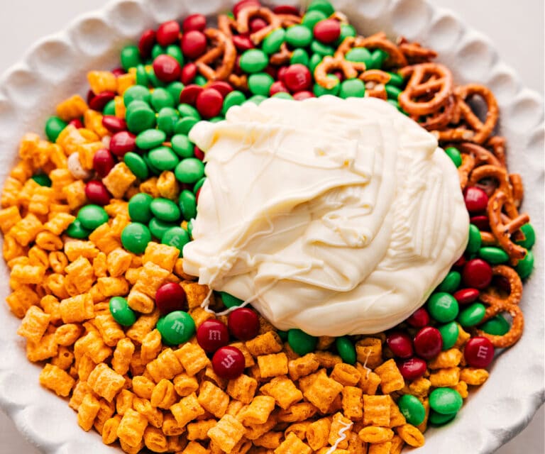 Christmas Snack Mix - Chelsea's Messy Apron