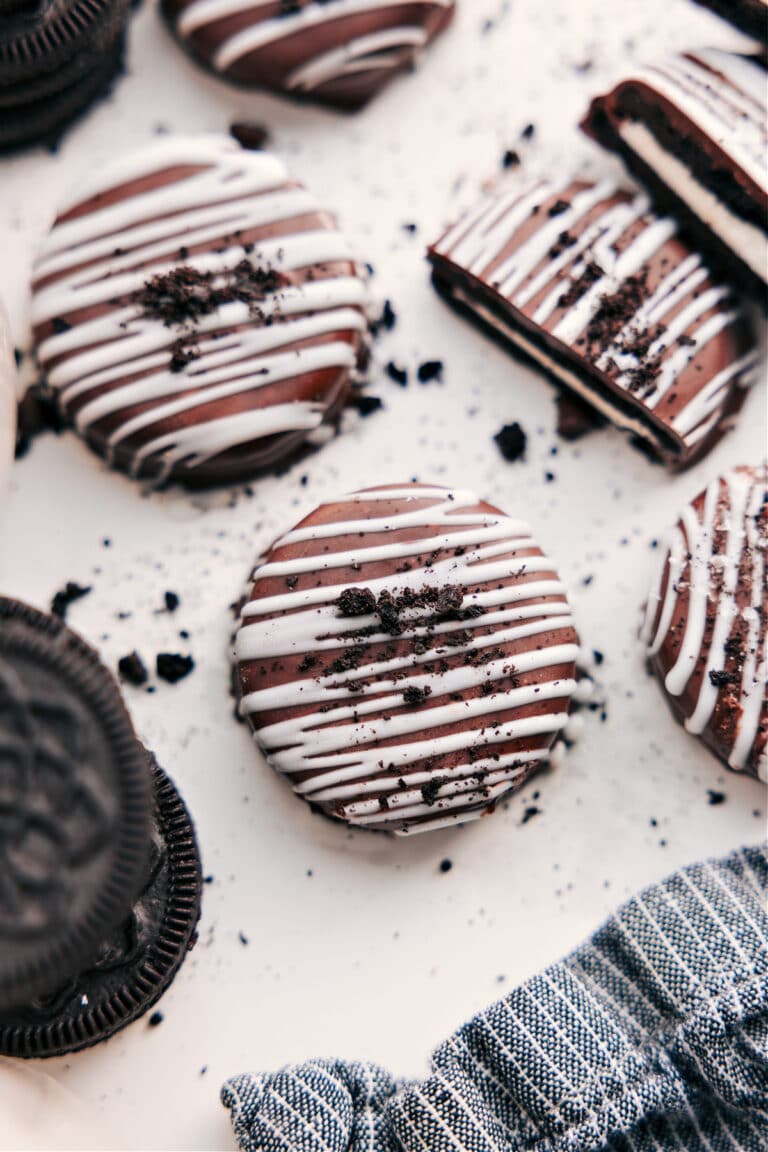 Chocolate Covered Oreos - Chelsea's Messy Apron