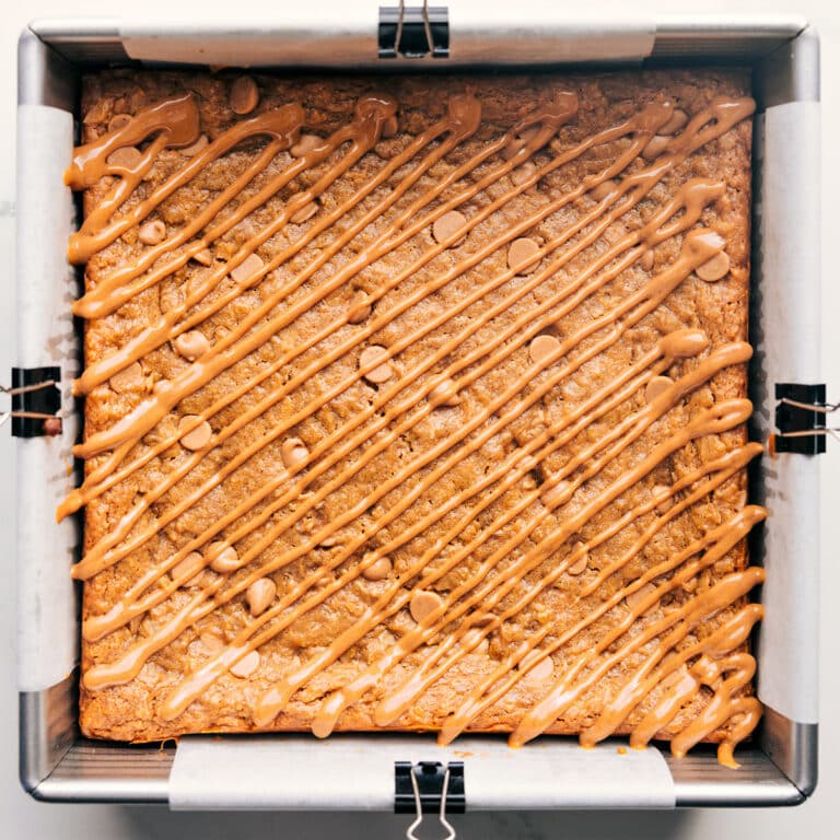 Oatmeal Bars Recipe (Soft Baked & Healthy!) - Chelsea's Messy Apron