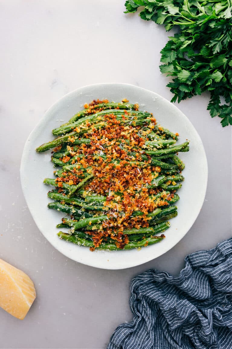 Roasted Green Beans (Two Ways!) - Chelsea's Messy Apron