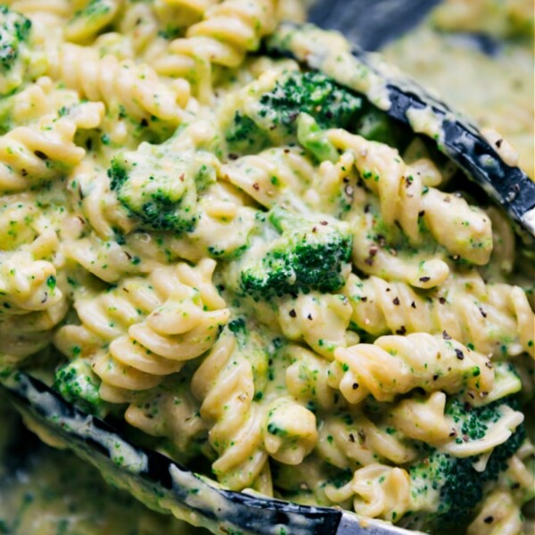 Broccoli Pasta (SO Easy!) - Chelsea's Messy Apron