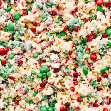 Christmas Popcorn - Chelsea's Messy Apron