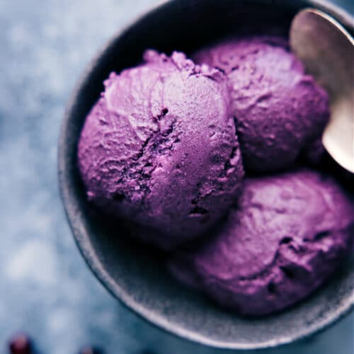 Healthy Blueberry Ice Cream (5 INGREDIENTS!) - Chelsea's Messy Apron