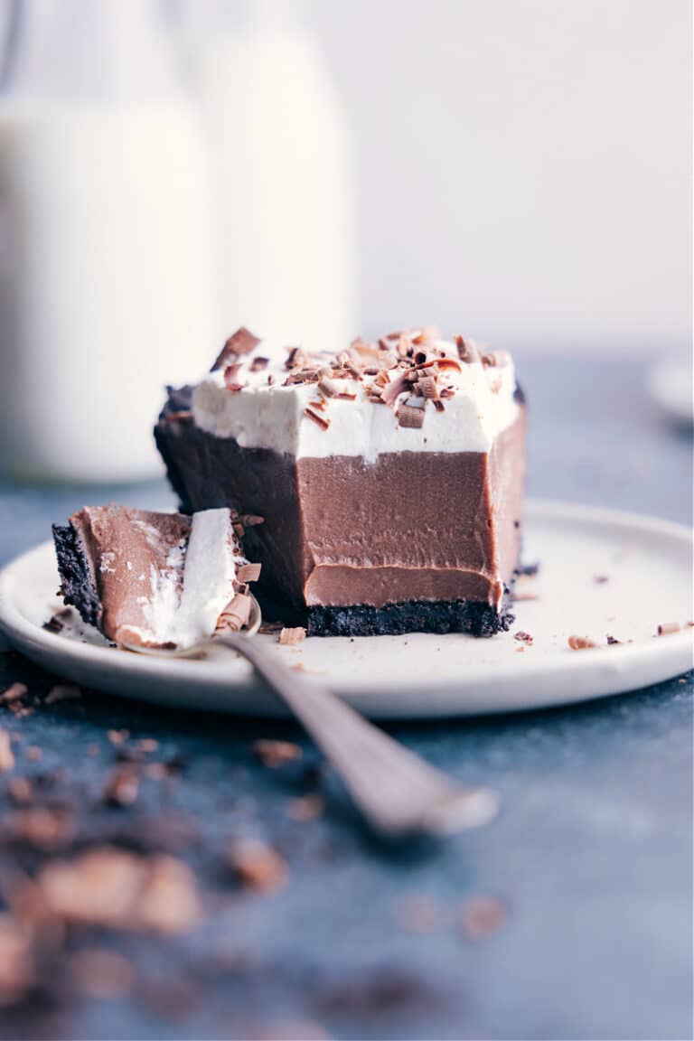 Chocolate Cream Pie - Chelsea's Messy Apron