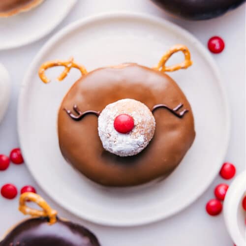 Christmas Donuts - Chelsea's Messy Apron