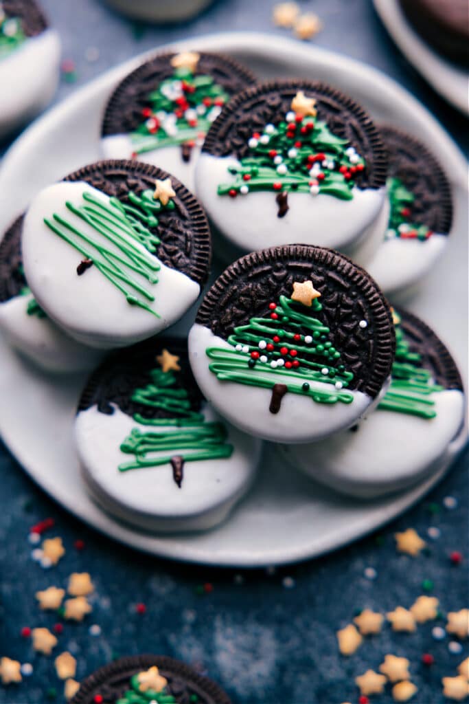 Christmas Oreos - Chelsea's Messy Apron