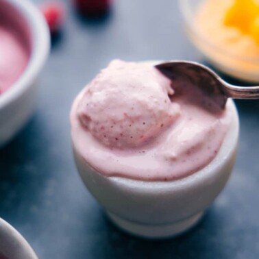 Frozen Yogurt (In Under 10 Minutes!) - Chelsea's Messy Apron