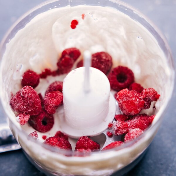 Frozen Yogurt (In Under 10 Minutes!) - Chelsea's Messy Apron
