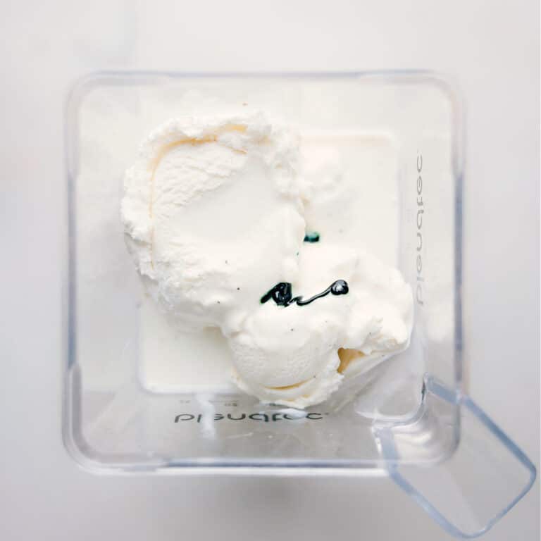 Shamrock Shake Recipe - Chelsea's Messy Apron