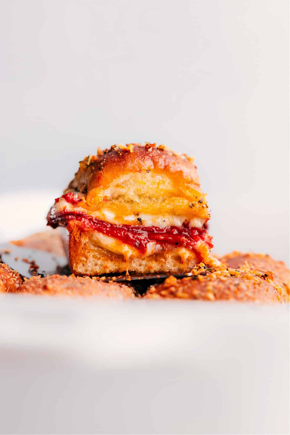 Pizza Sliders Recipe - Chelsea's Messy Apron